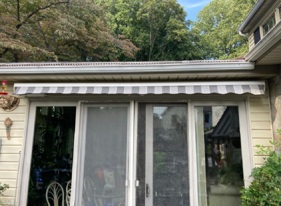 A Guide for Selecting Your Best Retractable Awnings - Carroll ...